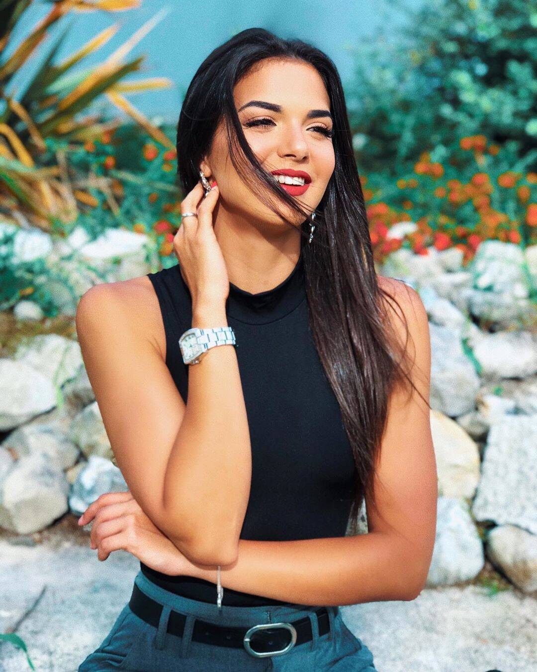 Camila Vitorino renounces her title citing professional reasons