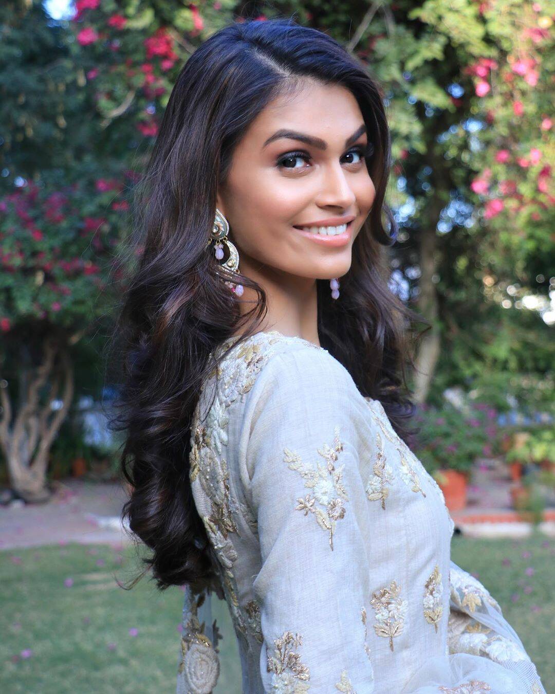 Suman Rao’s remarkable answer that won her the crown of Femina Miss ...