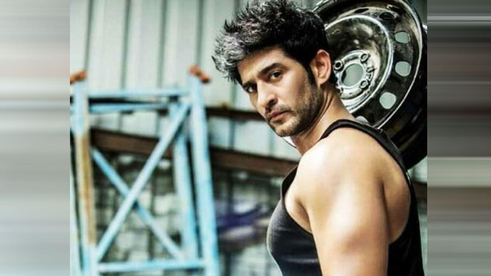 Hiten Tejwani: A dream role is one which sets an example