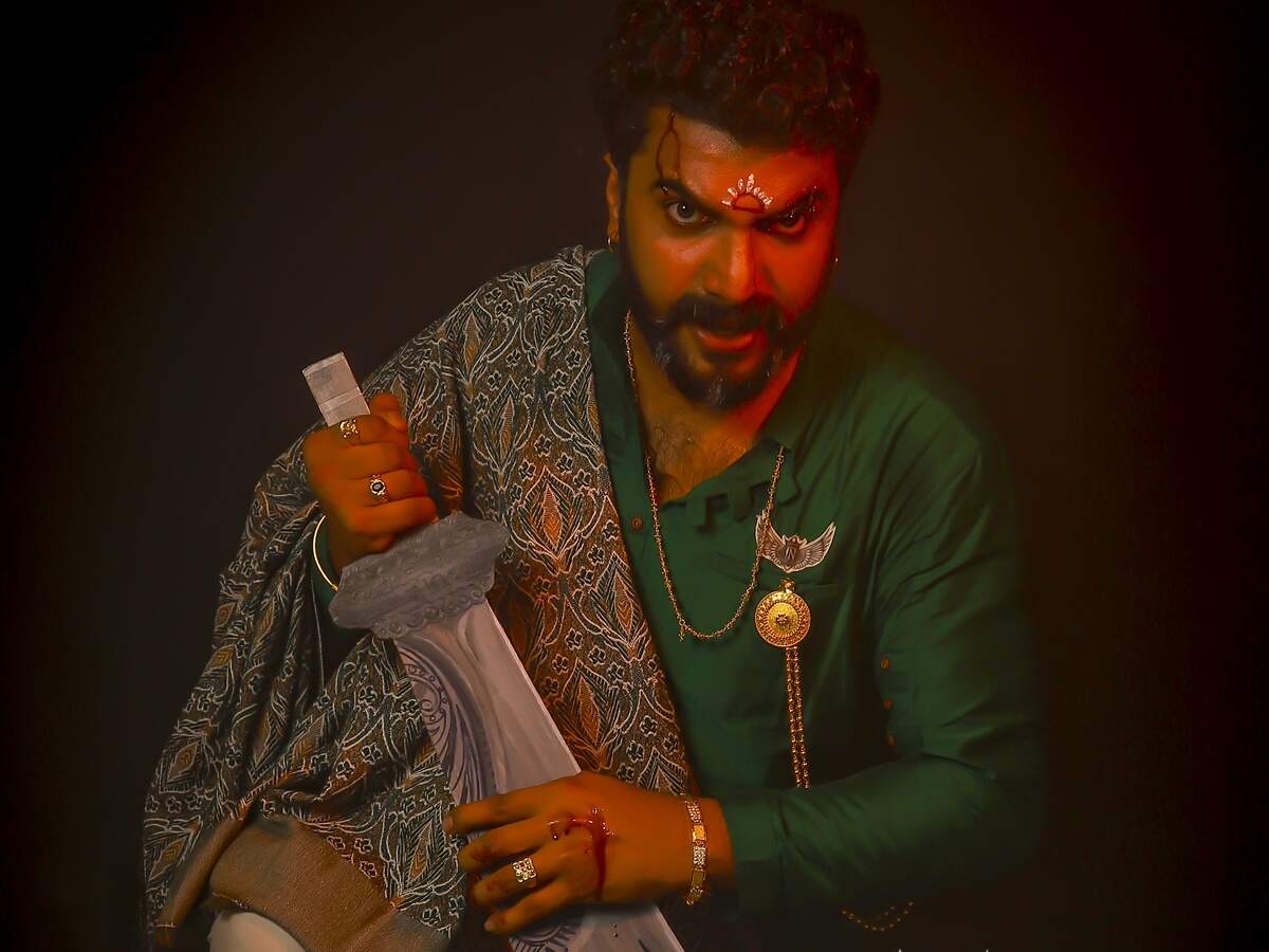 Seetha Kalyanam's Anoop Krishnan stuns as Bhallaladeva in his new ...