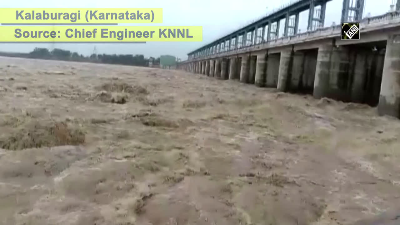 Watch: Over 2 lakh cusecs water discharged from Sonna Barrage into ...