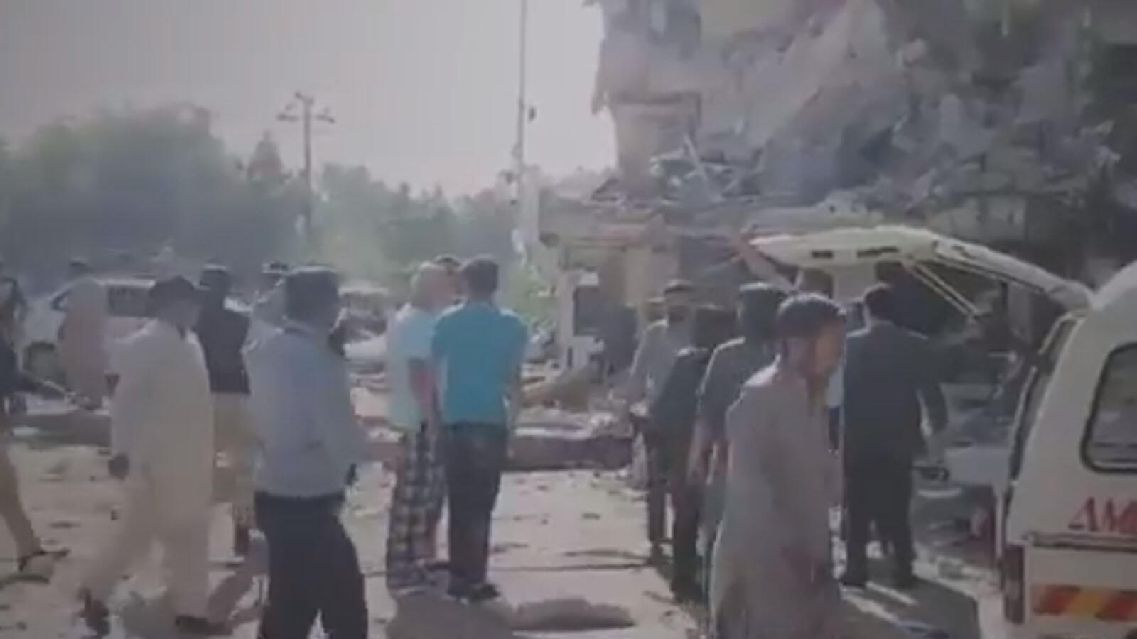 Several killed in explosion in Pakistan's Karachi