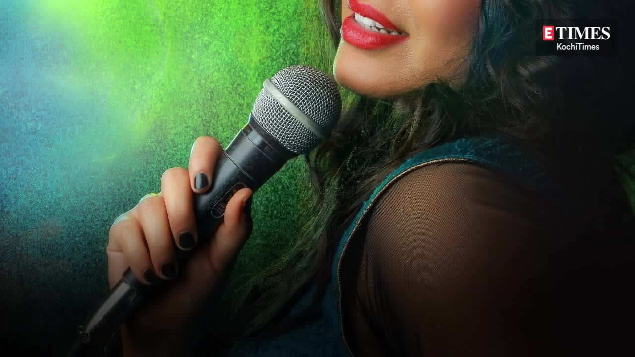 Singer Jyotsna celebrates the anniversary of her song 'Paranne'