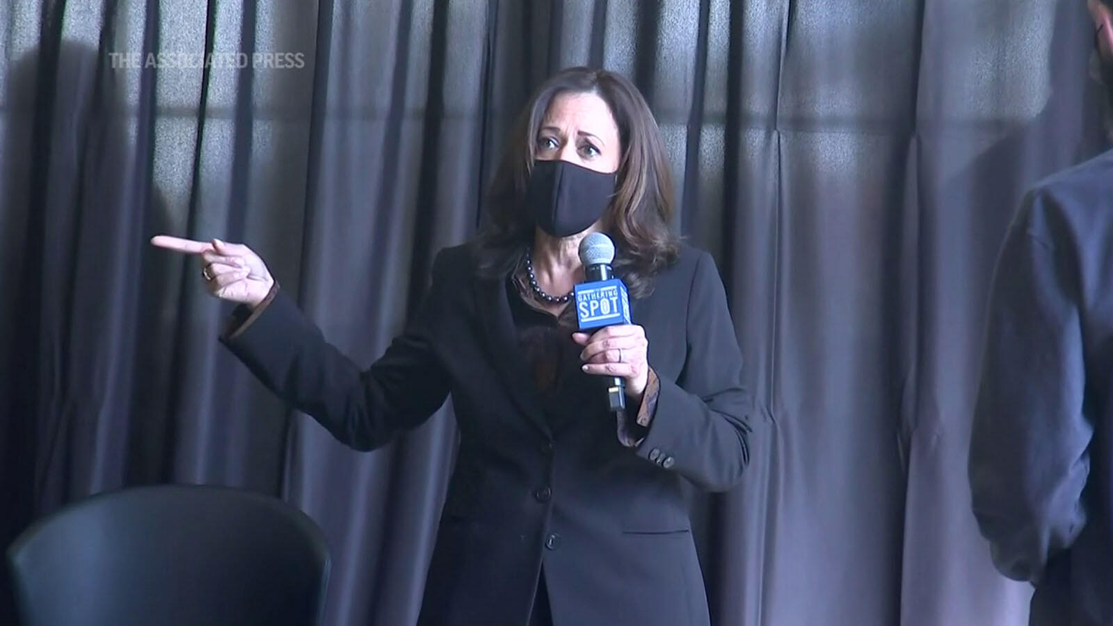 Harris tells HBCU students 'when we vote, we win'