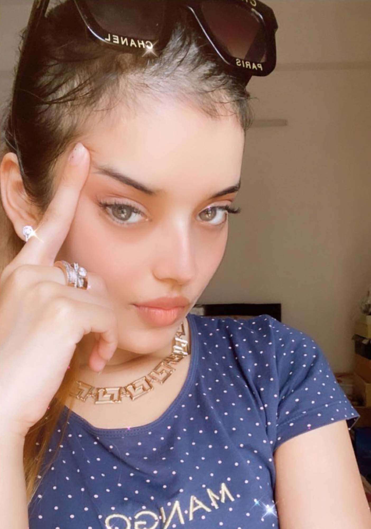 Meet Indian cricketer Rishabh Pant's gorgeous ladylove Isha Negi- The ...