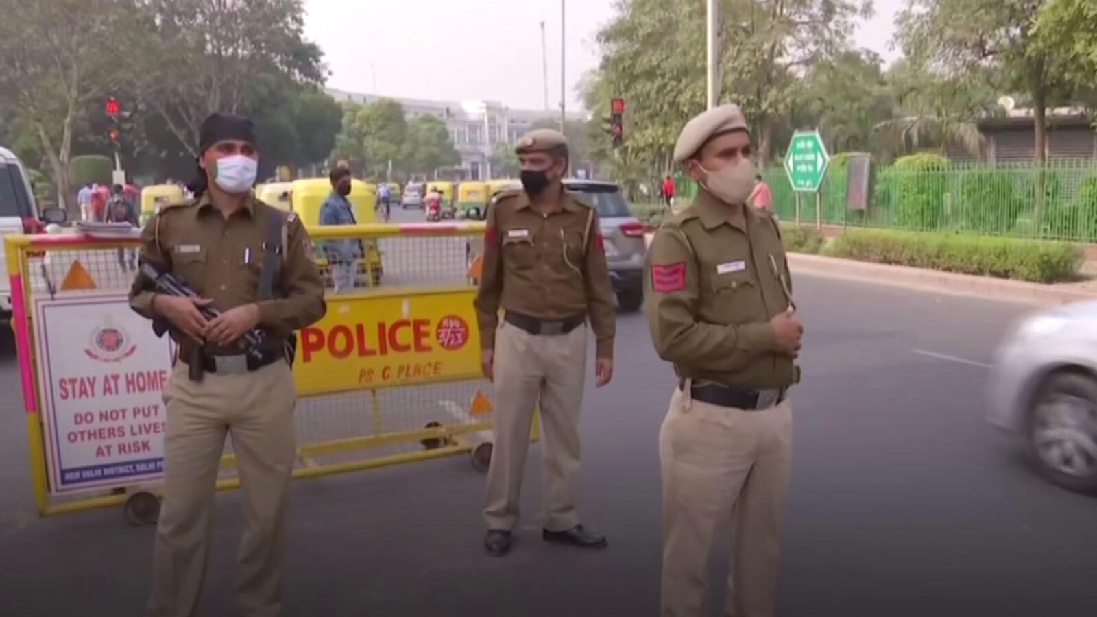Delhi Police inspects major markets ahead of Diwali