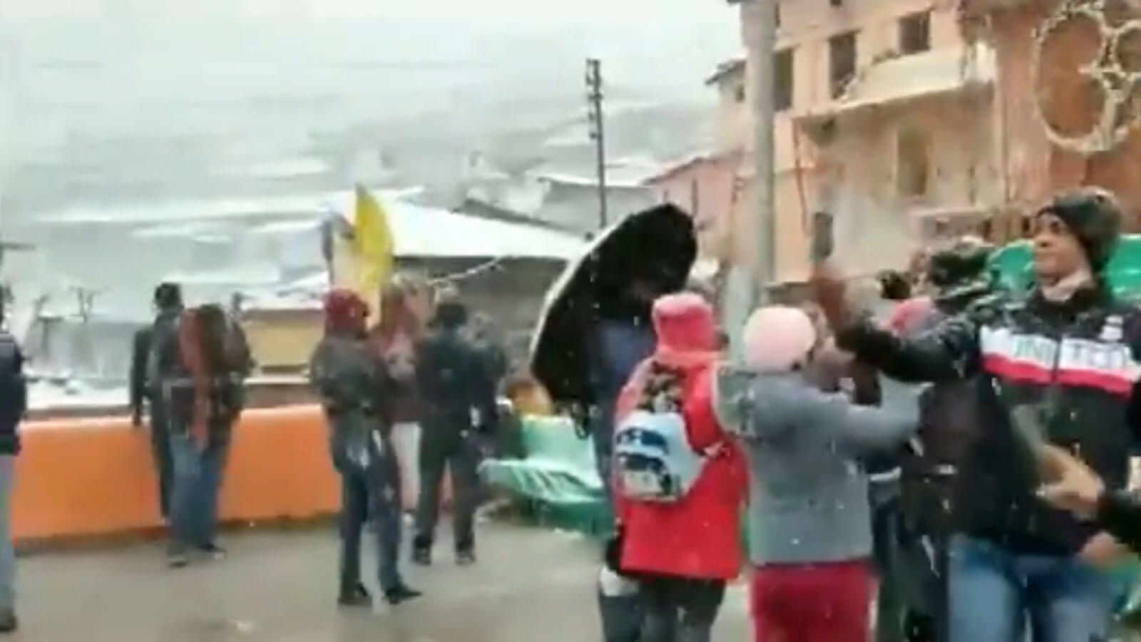 Watch: Badrinath temple witnesses fresh snowfall
