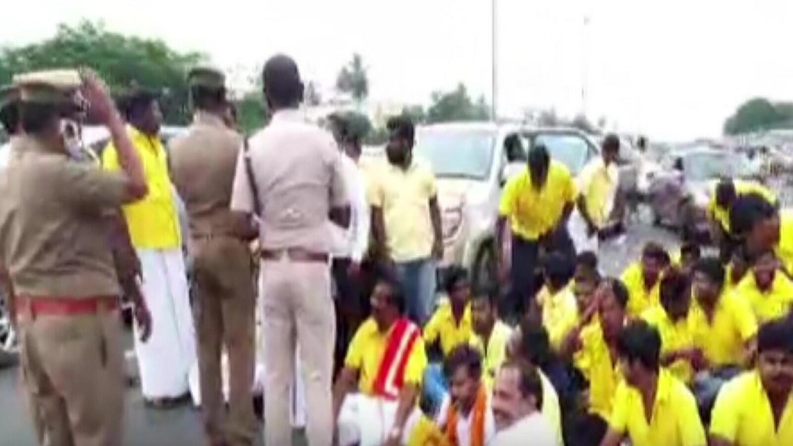 PMK workers create ruckus after being stopped from entering Chennai to ...