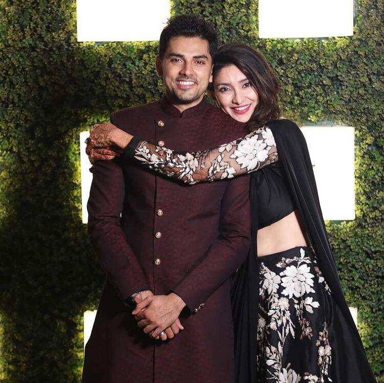 Beauty Queen Tanvi Vyas Trains Actor Hubby Harsh Nagar With Gujarati Lessons