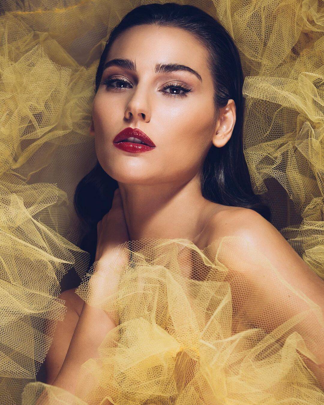 Lindsey Marie Coffey crowned Miss Earth 2020