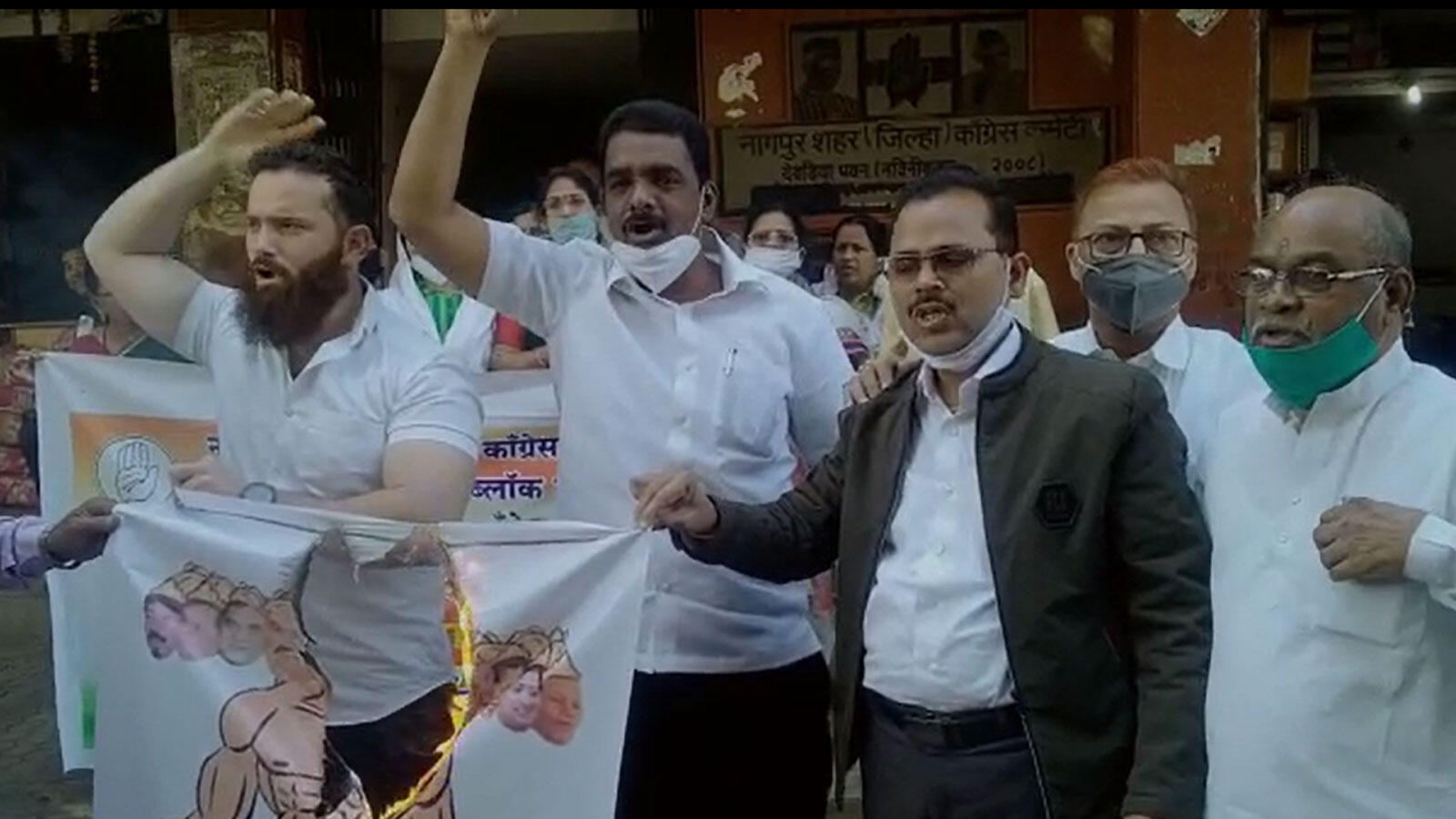 Nagpur: Various outfits stage protest in solidarity with protesting farmers