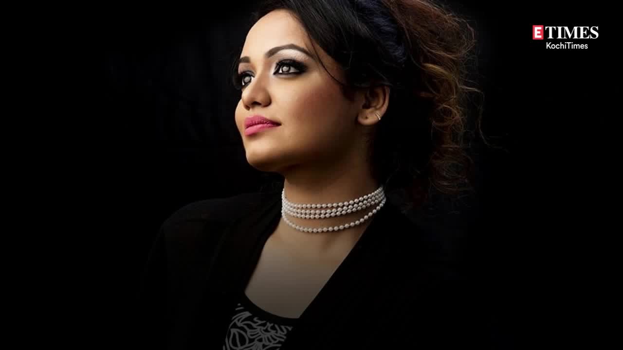 Jyotsna Radhakrishnan sings in Arabic