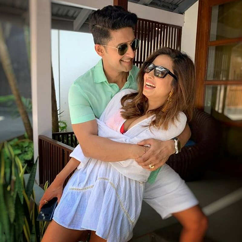 Ravi Dubey and Sargun Mehta ring in their 7th wedding anniversary- The Etimes Photogallery Page 28