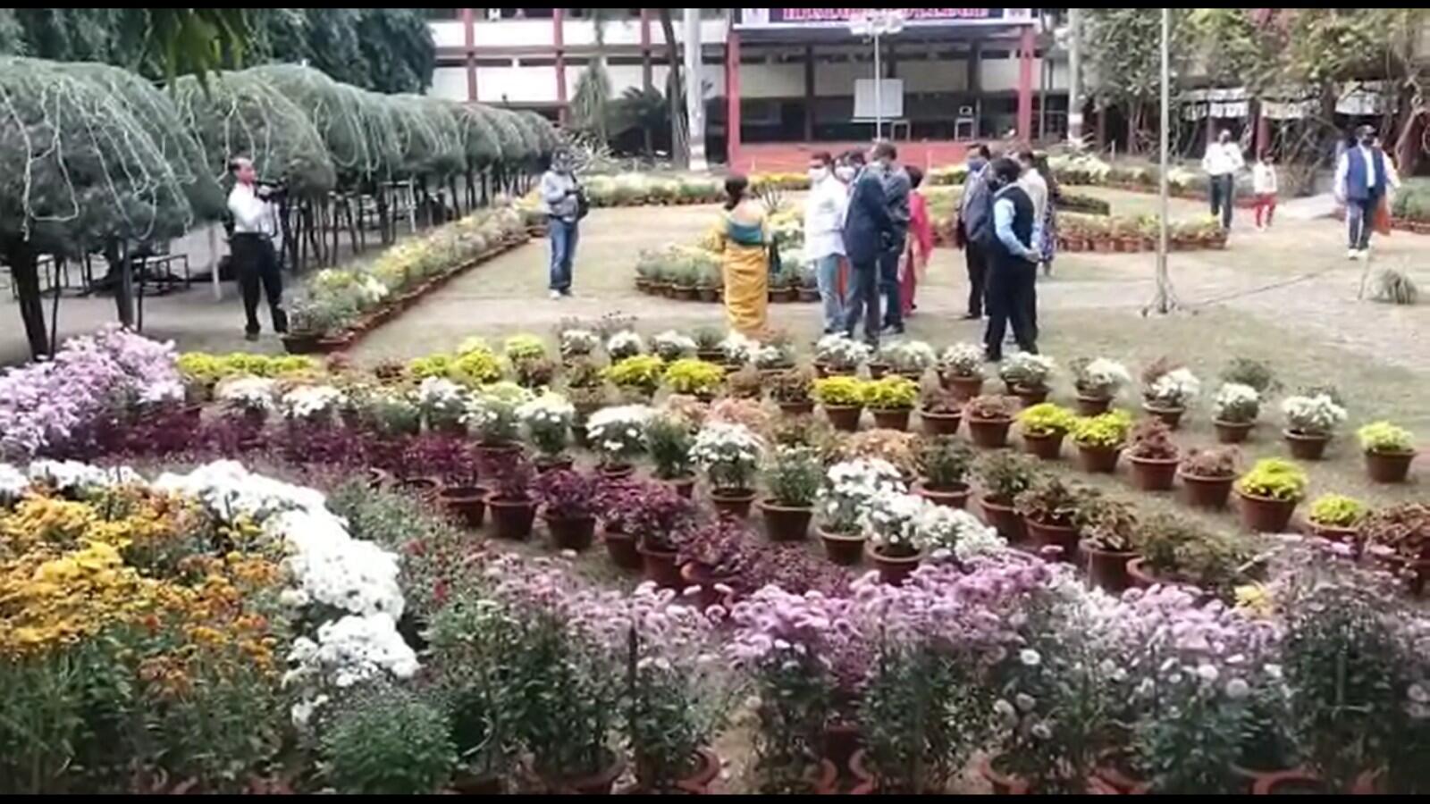 Nagpur: 17th Annual Flower Show organised by Hislop college
