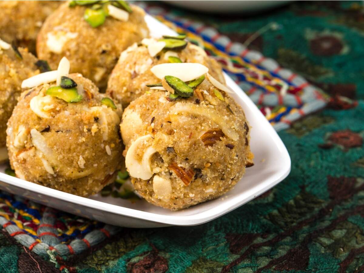 Sonth Laddoo Recipe: Homemade Sonth Laddoo recipe and why you must have ...