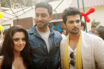 Rakesh Bapat and Riddhi Dogra on the sets of the TV serial 'Maryada' at ...