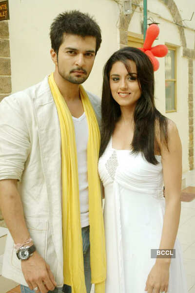 Rakesh Bapat, Riddhi Dogra on the sets of the TV serial 'Maryada'