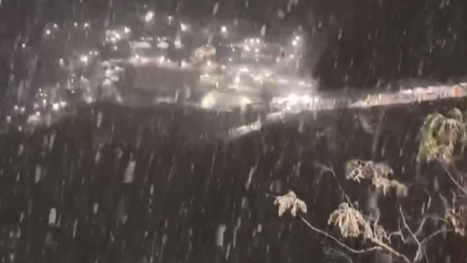 Mata Vaishno Devi shrine receives snowfall
