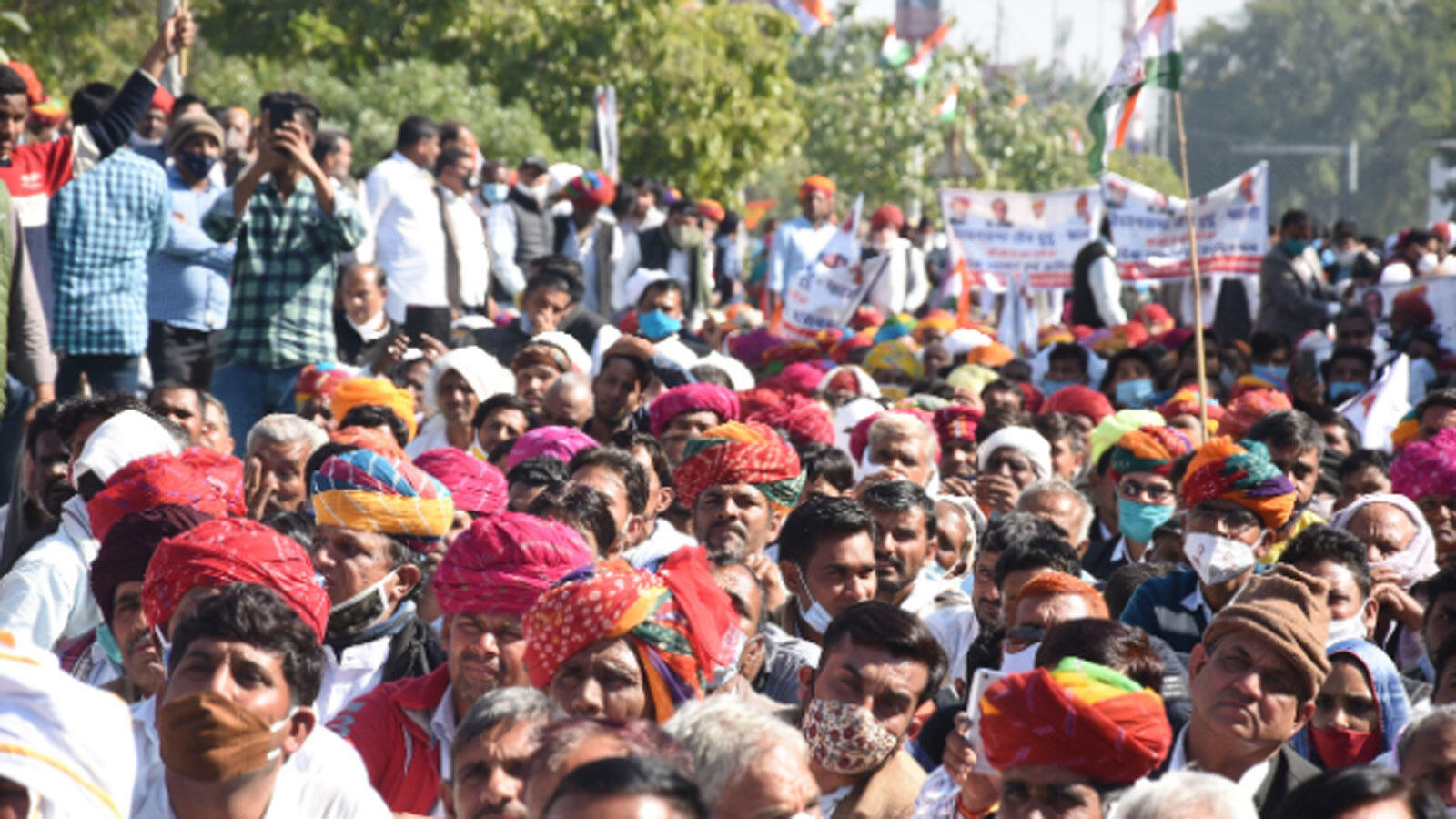 Jaipur: Congress holds protest against farm laws, high fuel prices