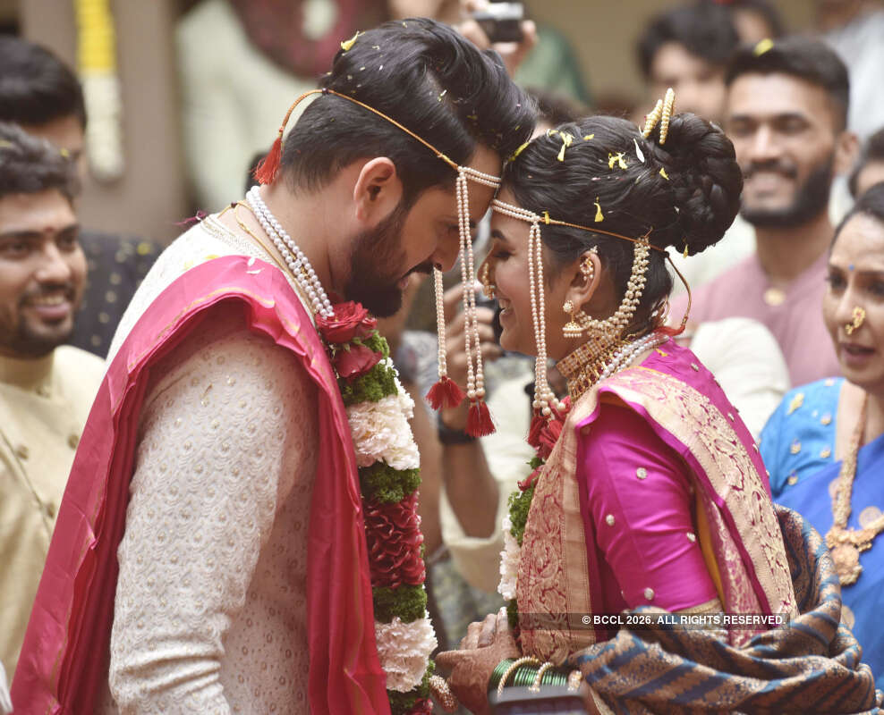 It was a star-studded wedding for Siddharth Chandekar and Mitali ...