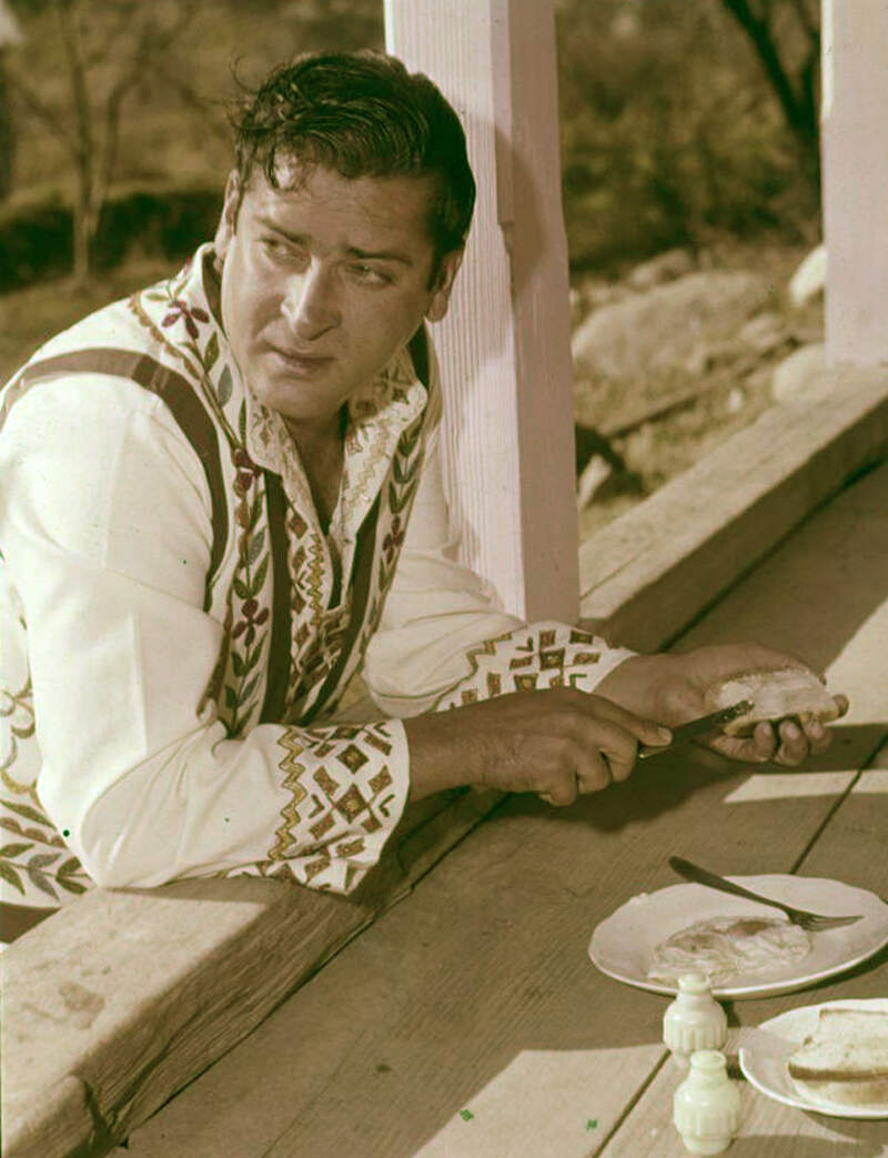#GoldenFrames: Pictorial Biography of Shammi Kapoor, the Elvis Presley ...