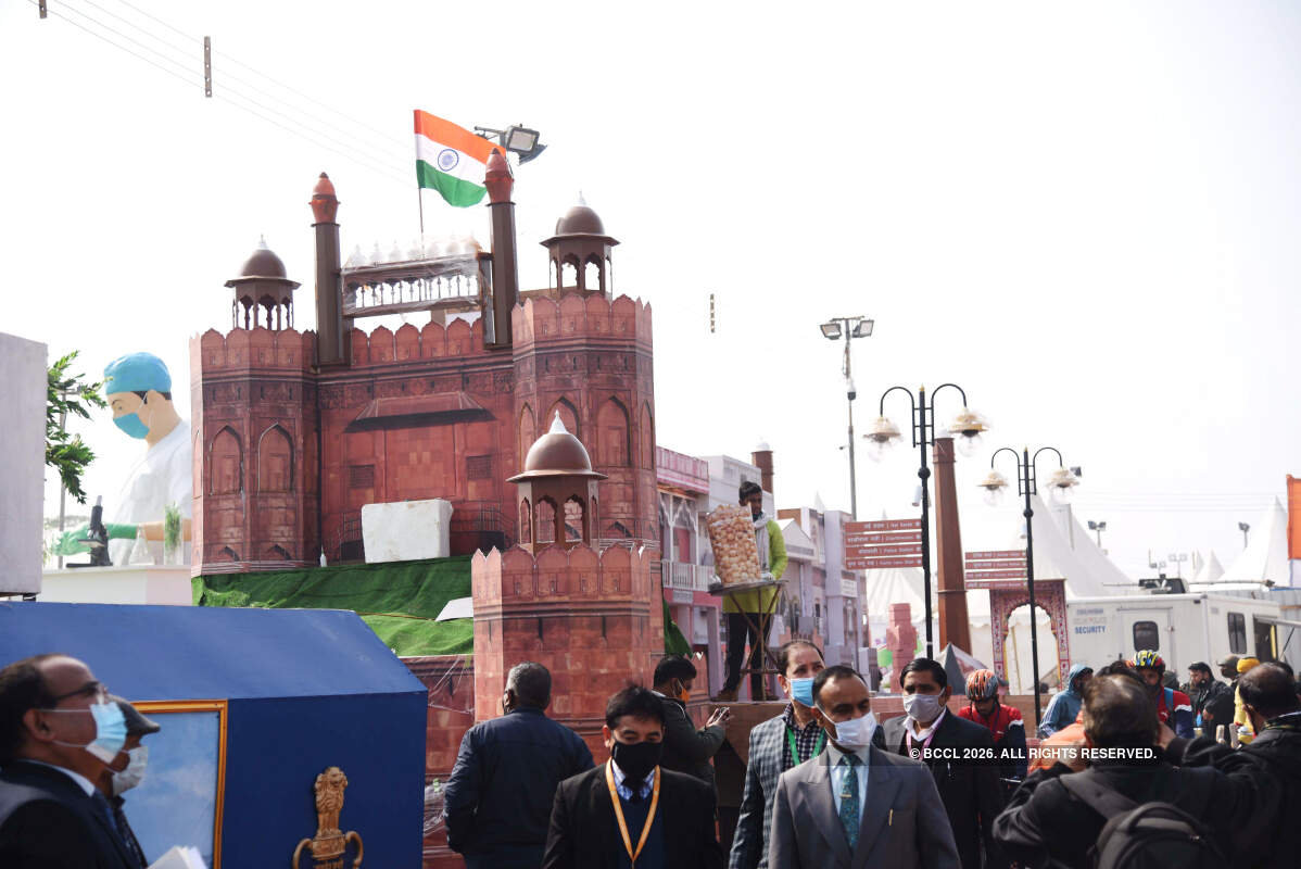 Around 200 artistes showcase tableau in Rashtriya Rangshala Camp- The ...