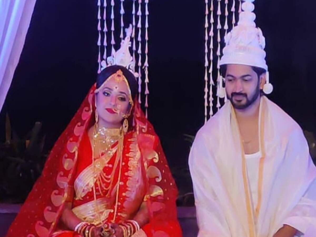 Inside pics from Mimi Dutta-Om Sahani's gala wedding ceremony