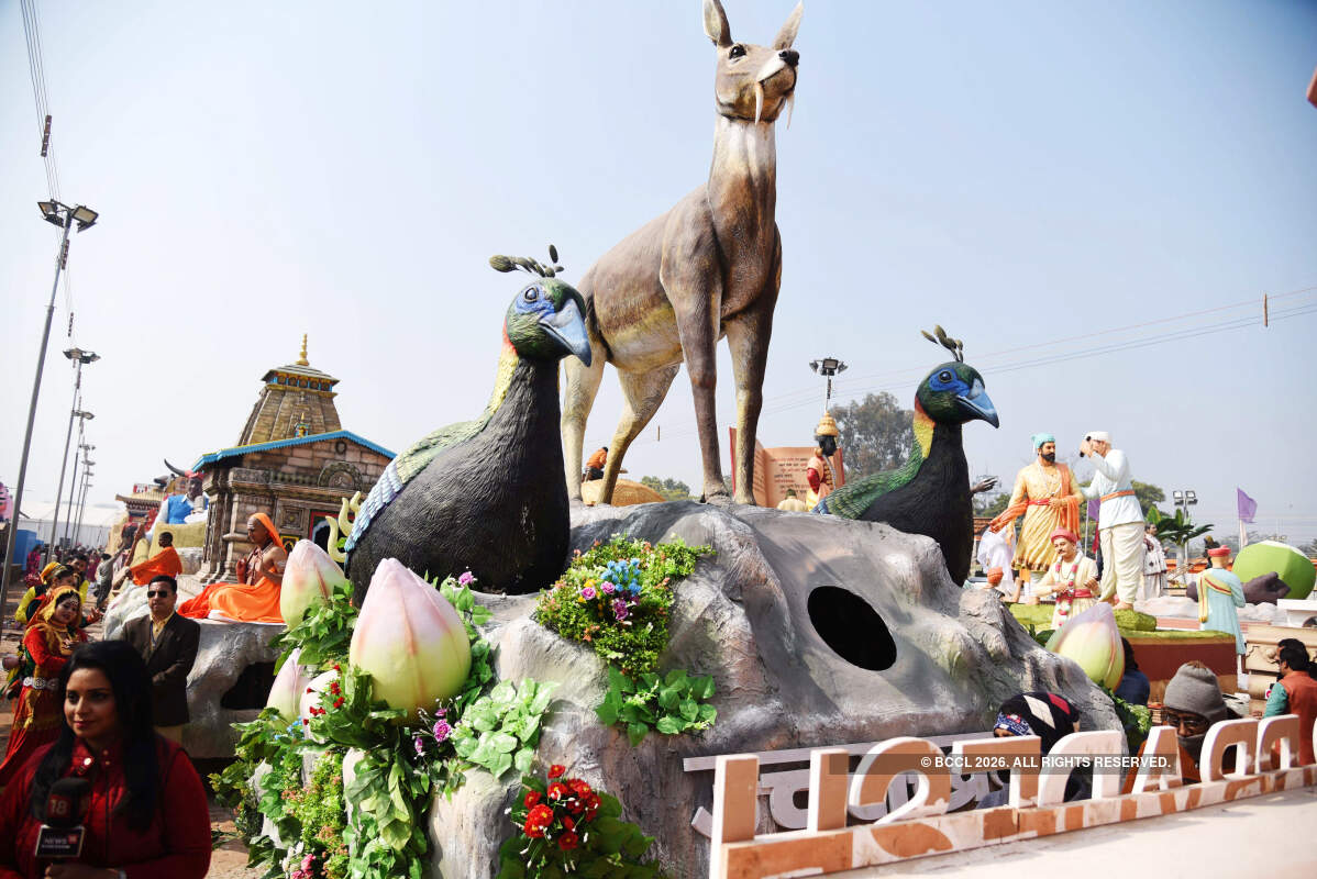 Around 200 artistes showcase tableau in Rashtriya Rangshala Camp- The ...