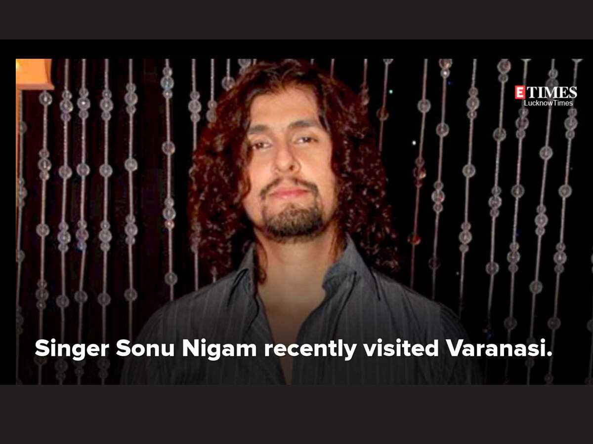 Sonu Nigam visits the Sangeet Gali in Varanasi