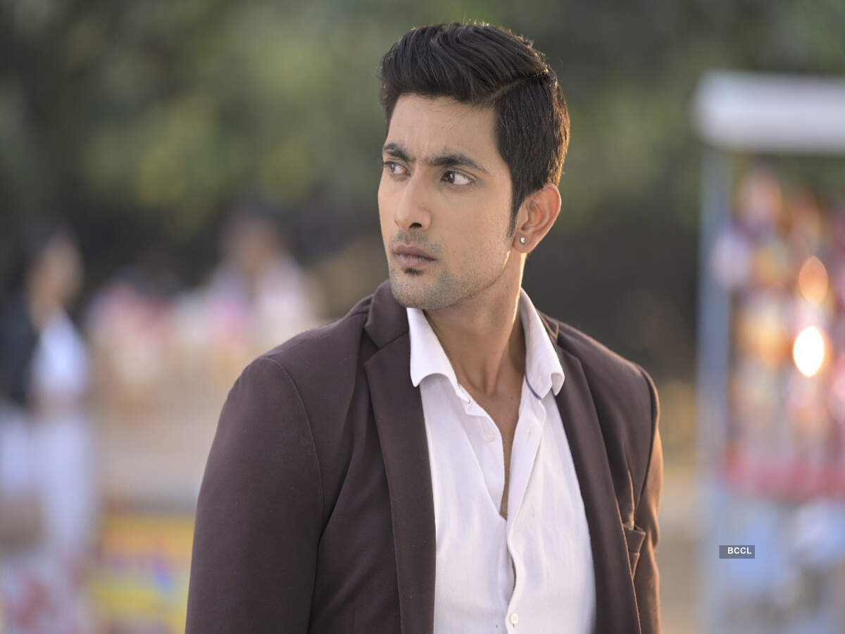 Actor Fahmaan Khan says he misses his brother Faraaz Khan's guidance ...