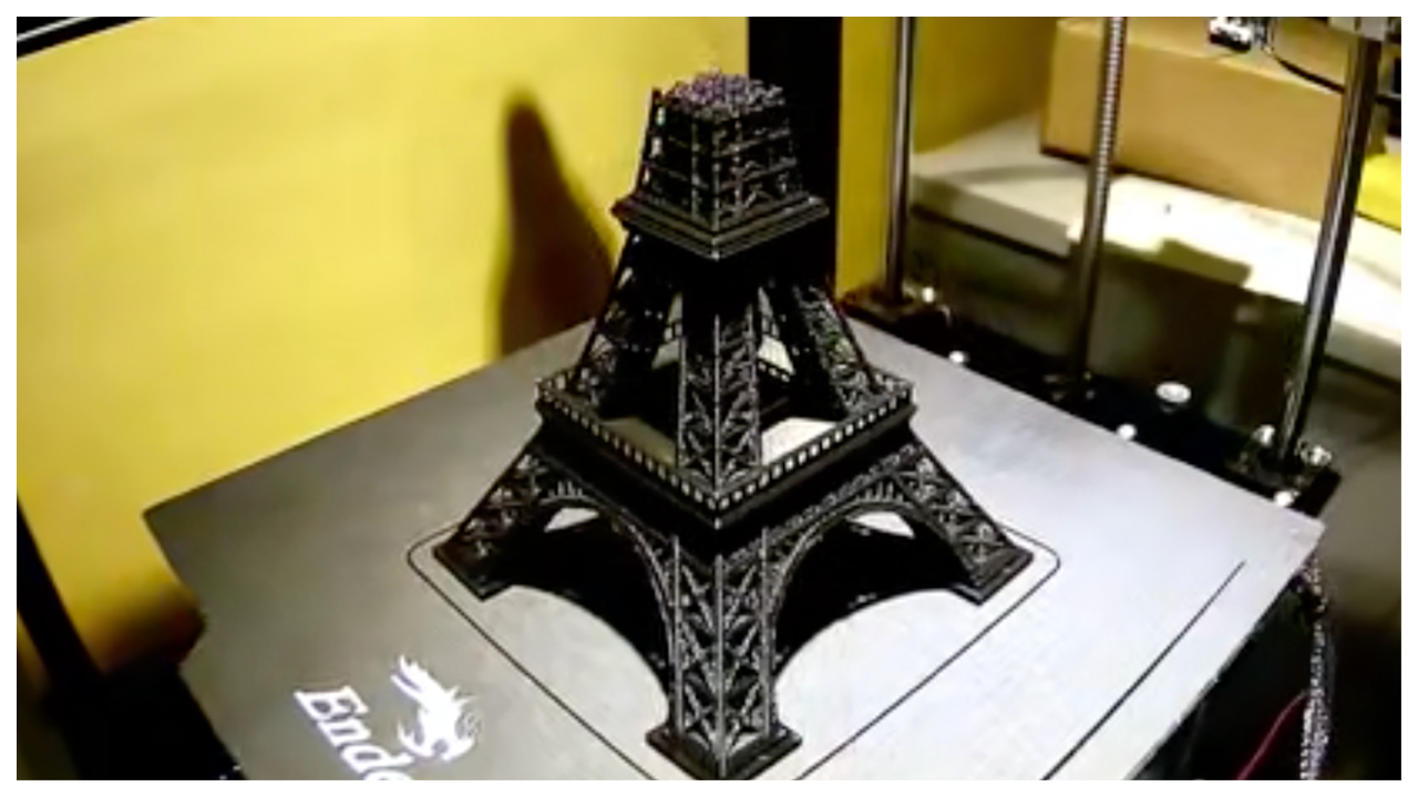 Time-lapse: 3D printing the Eiffel Tower