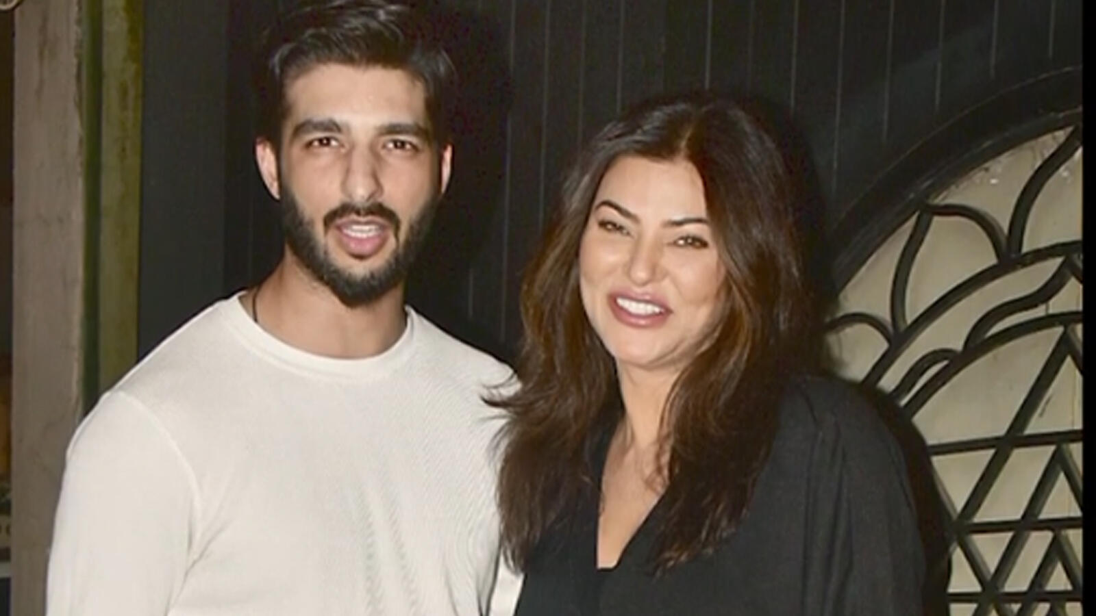 Sushmita Sen's latest pictures spark botox treatment rumours, gets trolled