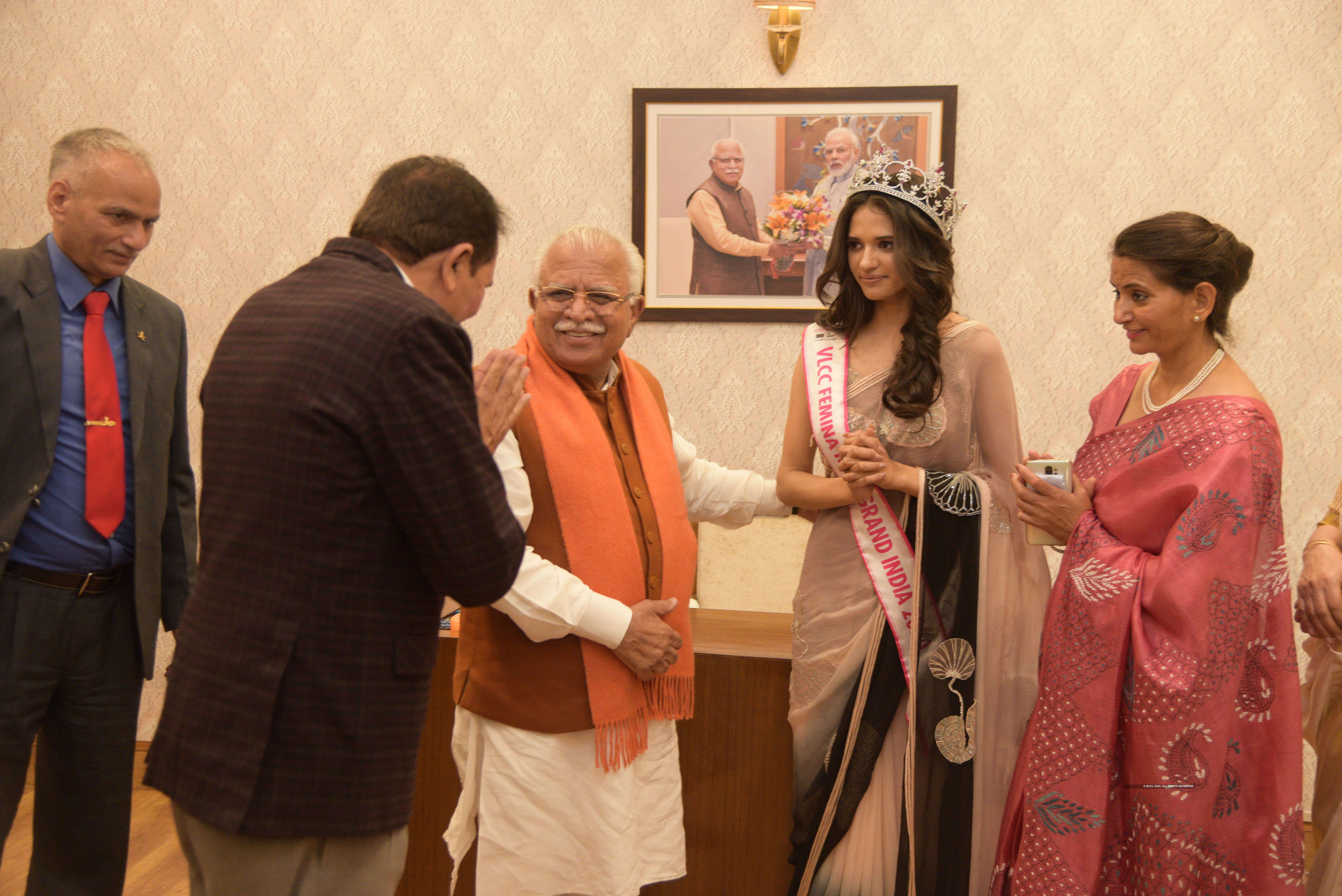 Vlcc Femina Miss Grand India 2020 Manika Sheokand Meets Haryana Cm