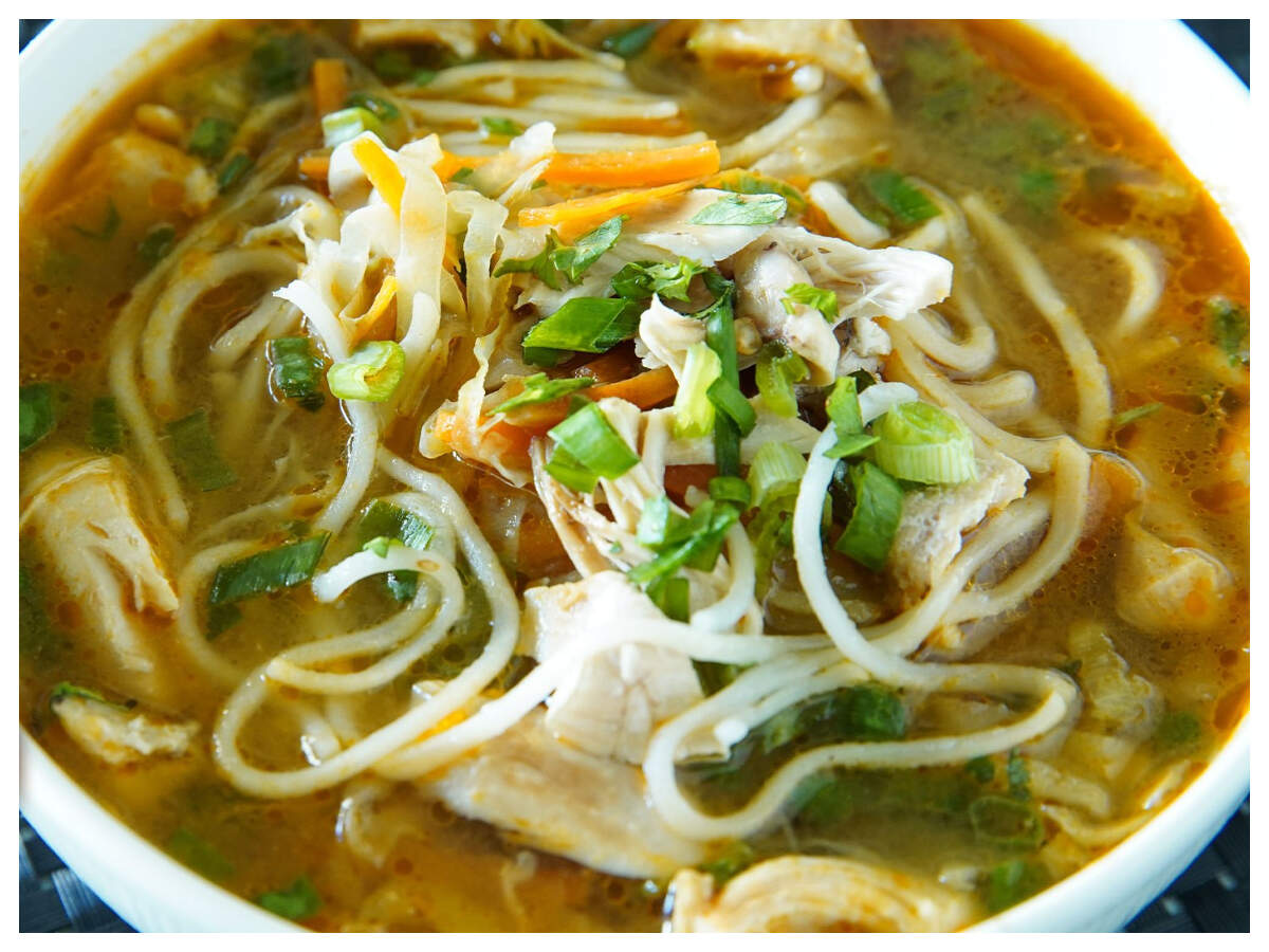 Chicken Thukpa Recipe: How to make Chicken Thukpa Recipe at Home ...
