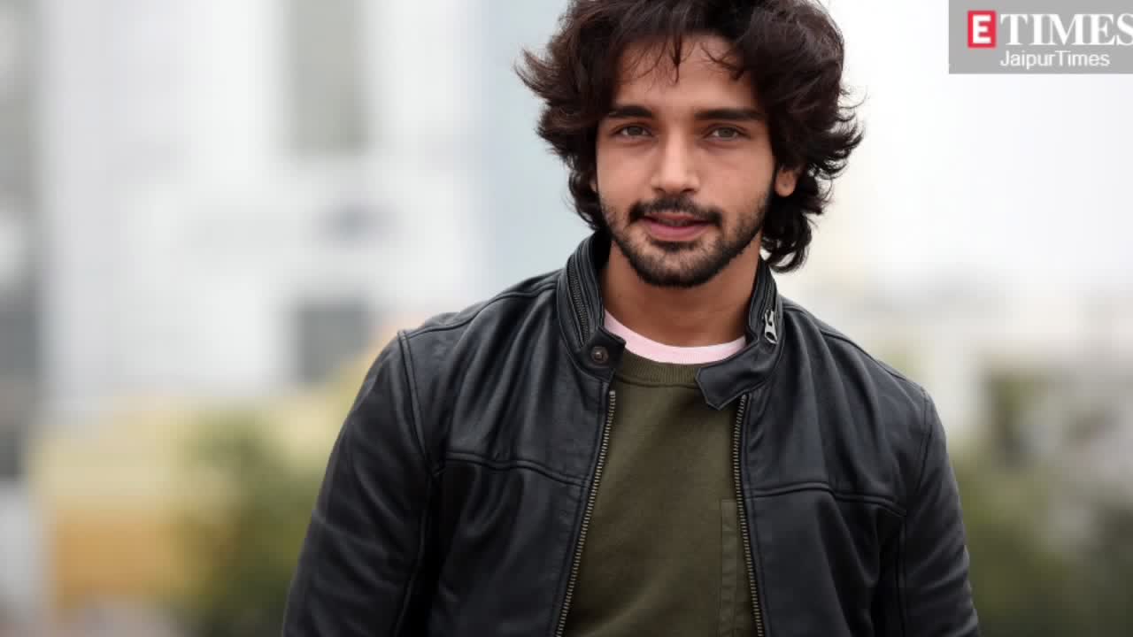 Harsh Rajput wants to play a man in uniform