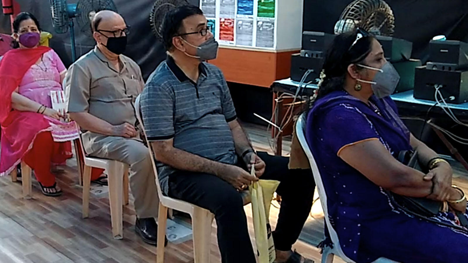 Mumbai: Senior citizens receive Covid-19 vaccine at Rajawadi hospital ...