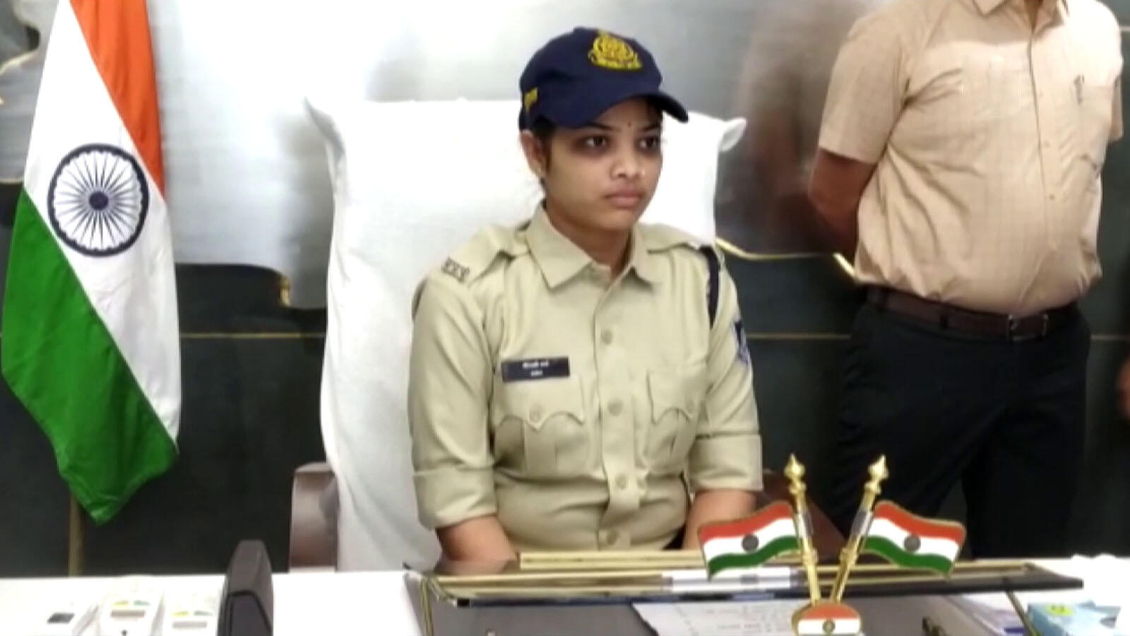 Woman constable becomes MP Home Minister for a day on Women’s Day