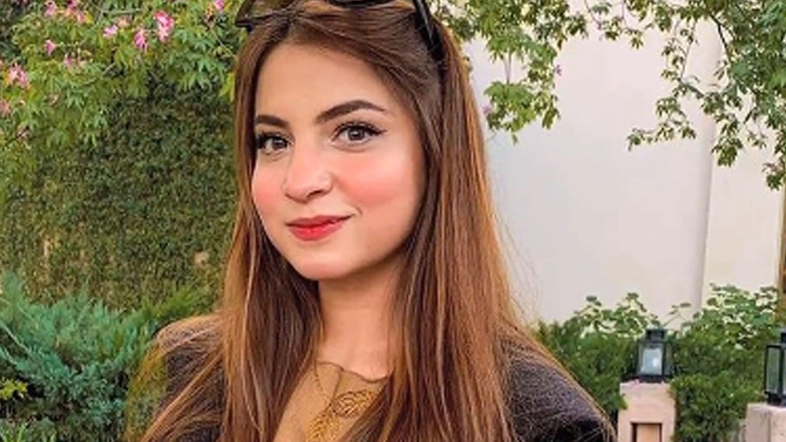 'Pawri Ho Rahi Hai' girl Dananeer Mobeen to make debut in films?