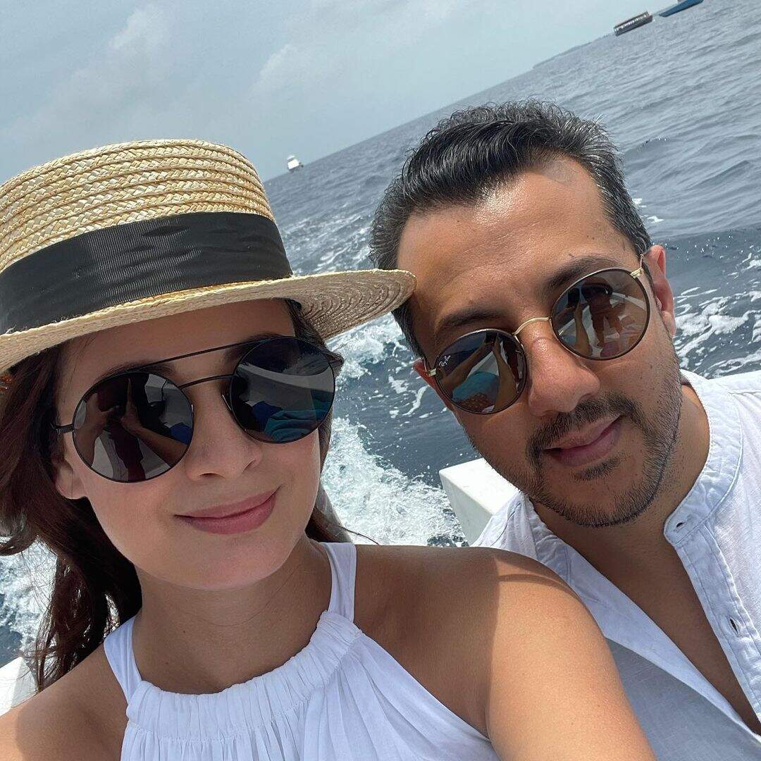 Dia Mirza shares beautiful pictures with husband Vaibhav Rekhi ...