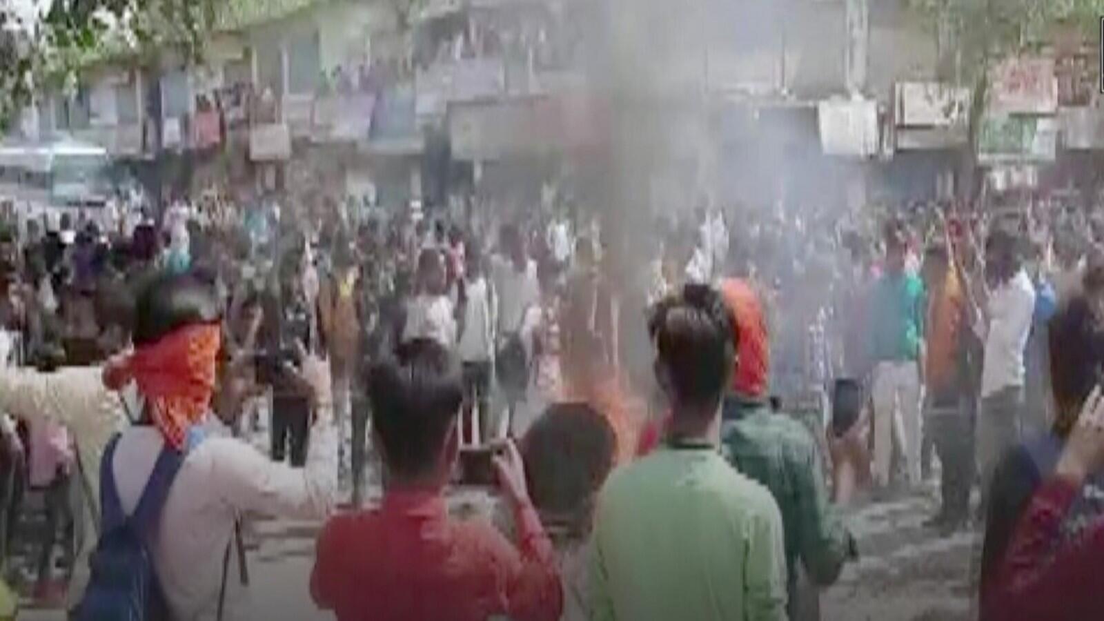Stone pelting during COVID-19 protocol enforcement drive in Bihar