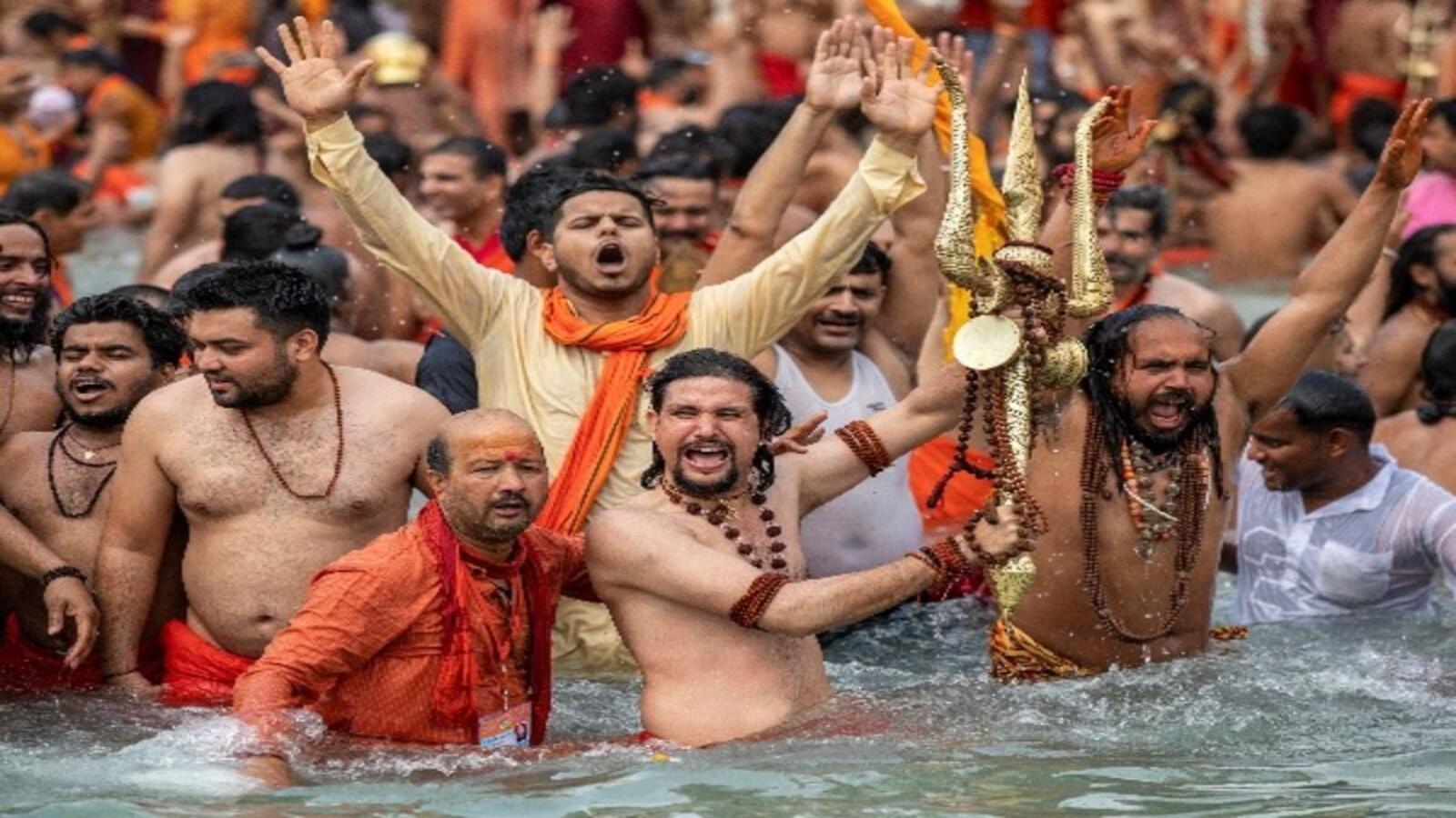 Covid-19: 2nd largest akhada exits Kumbh after Nirwani head dies