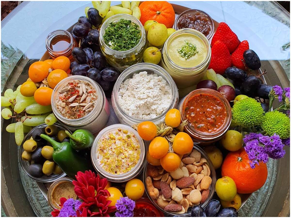 Iftar boxes get a gourmet touch with crepes, mezze and mousse - Times ...