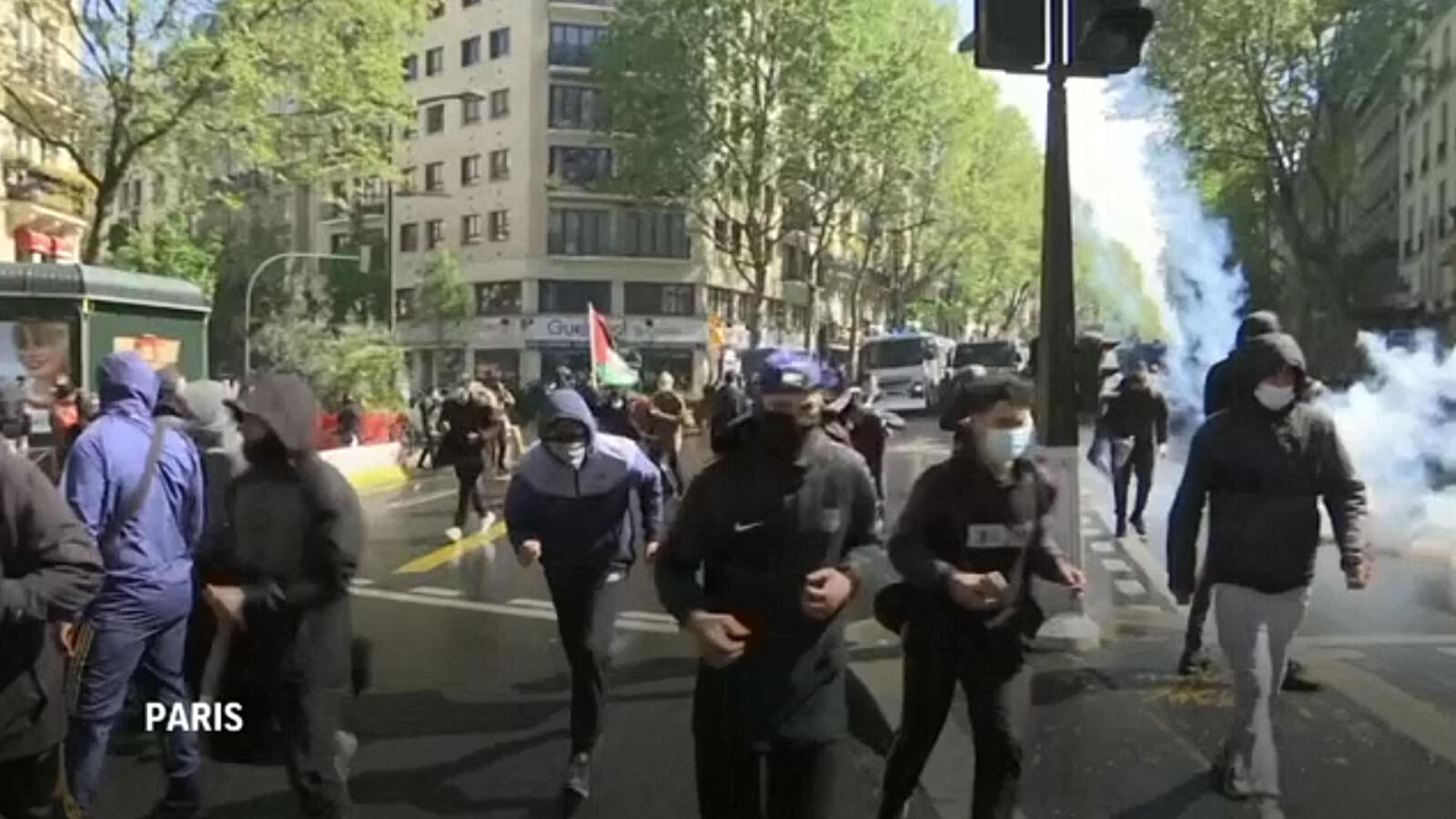 France: Protests erupt in Paris to support Palestinians, riot police ...