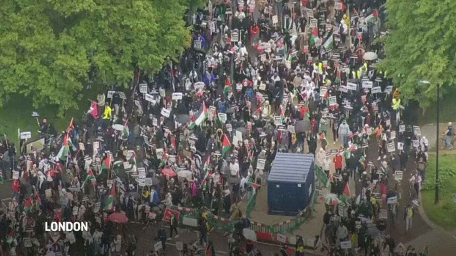 Middle East violence: Protests erupt in London against Israeli attacks ...