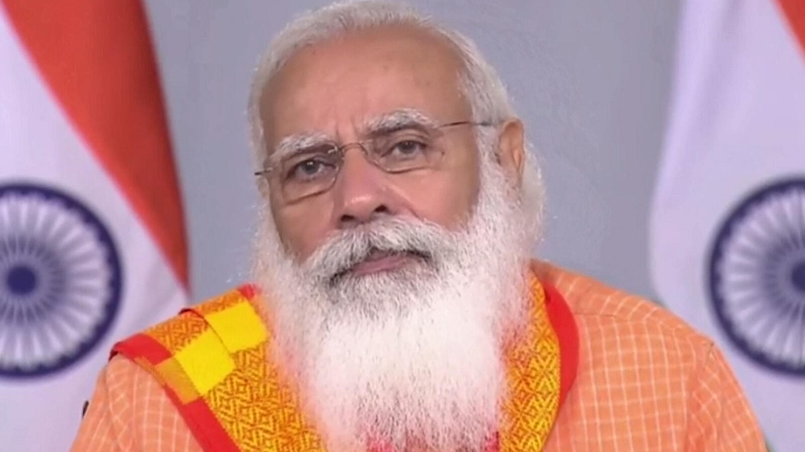 PM Narendra Modi gets emotional, remembers those who lost their lives ...