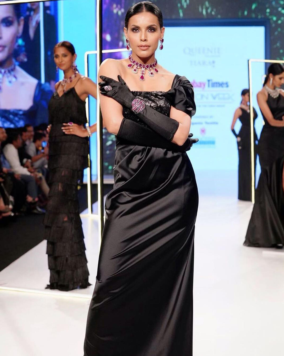 These captivating pictures of Deepti Gujral you simply can’t give a ...