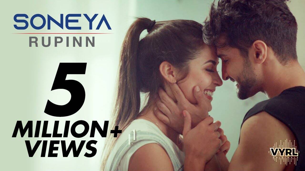 Watch Popular Hindi Song 'Soneya' Sung By Rupinn