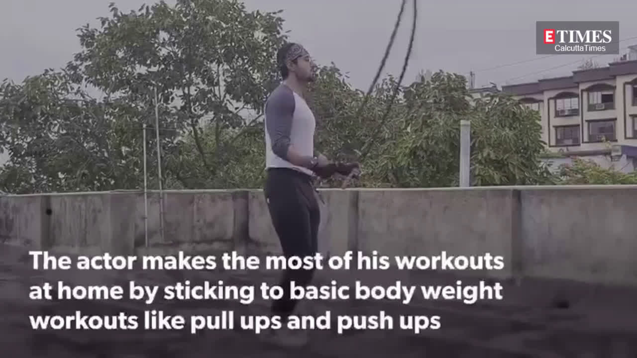 Actor Sean Banerjee shows us how he is keeping fit by working out at ...