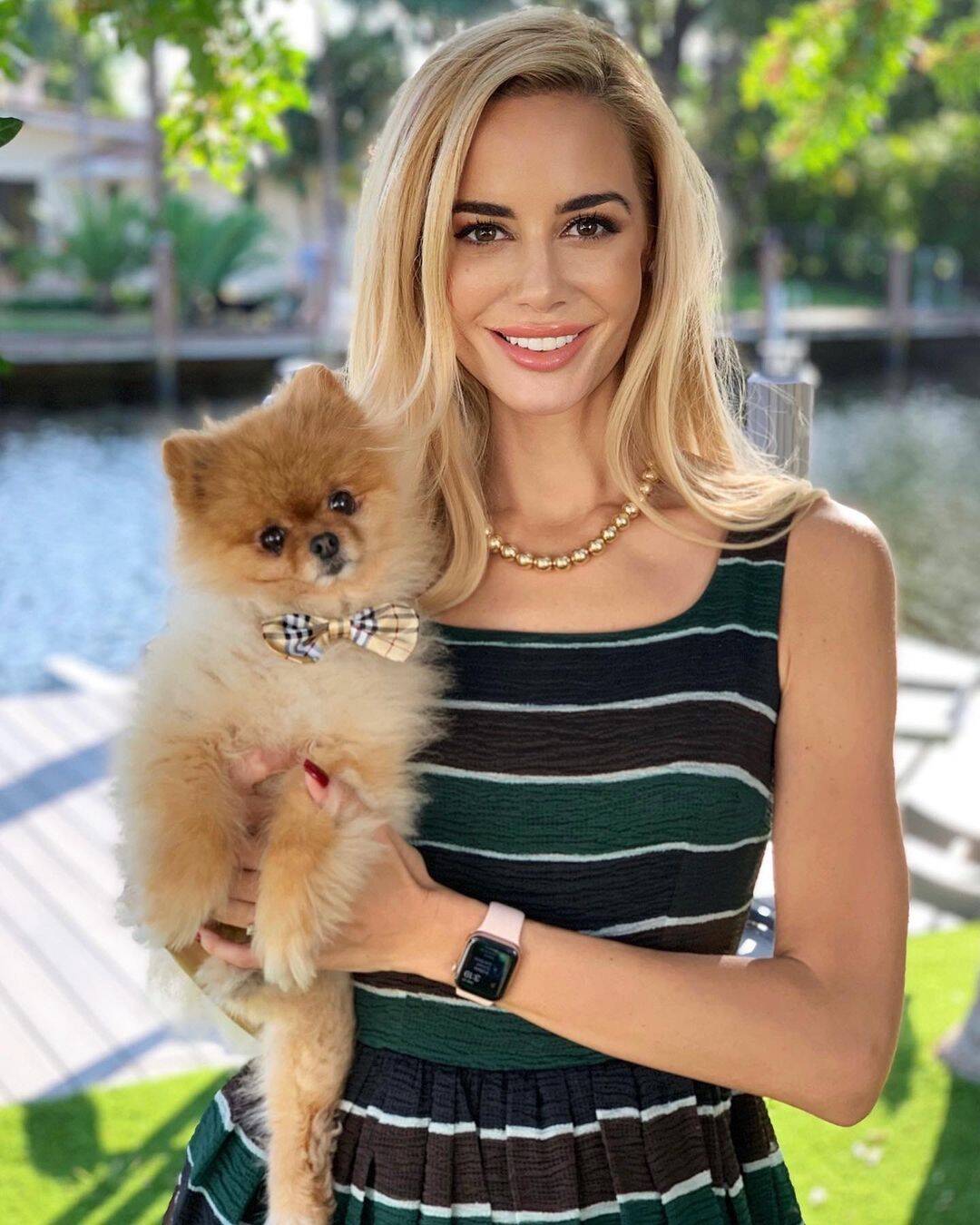 Pageant director opens up on being homeless after her wedding was called off, puts bridal gown ...