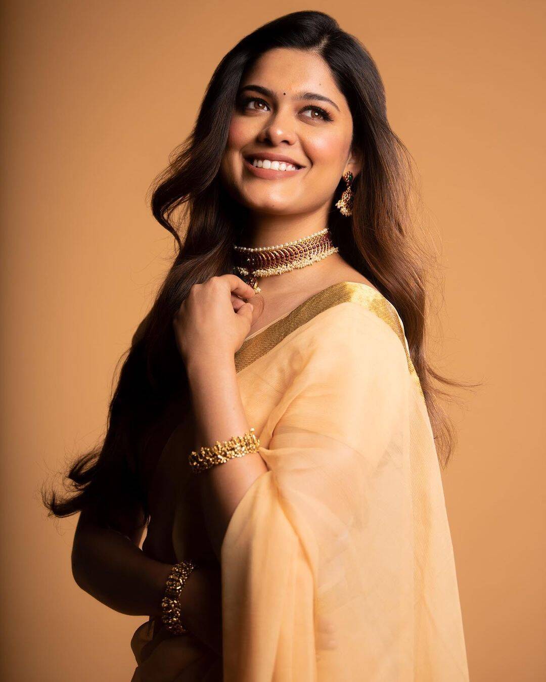 Asha Bhat’s exhilarating journey from pageants to silver screen!